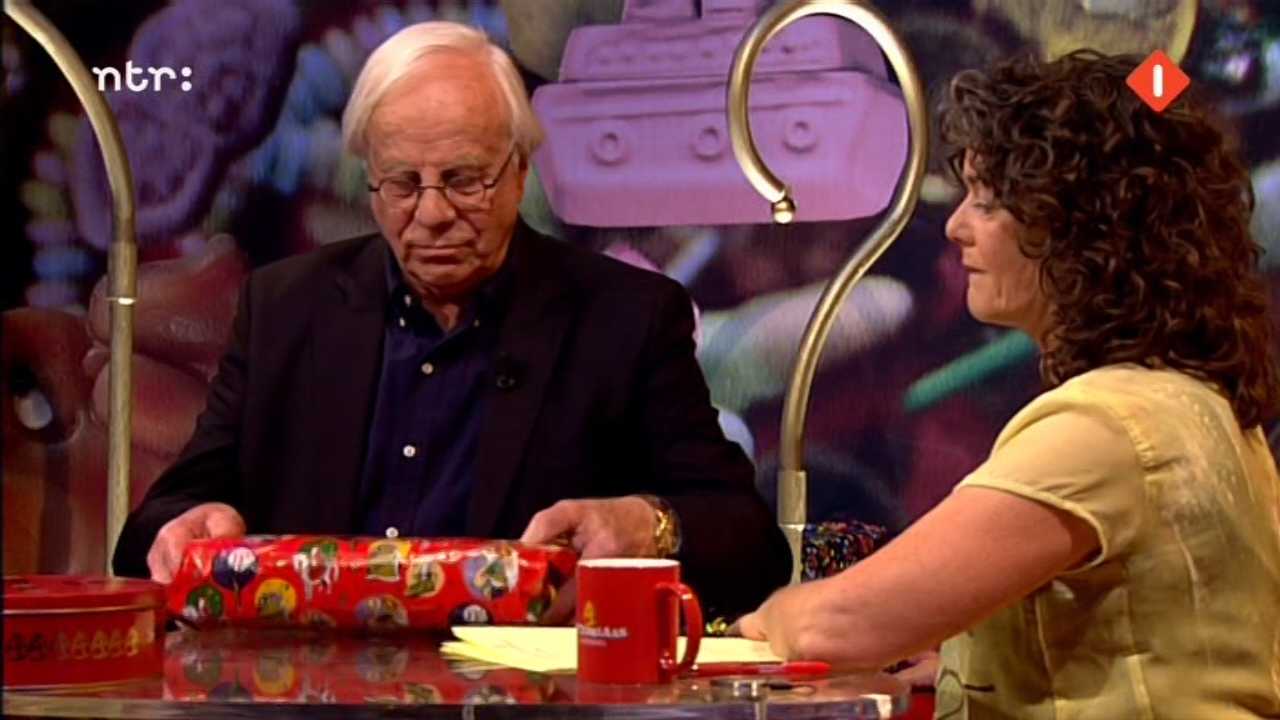 Dieuwertje Blok: Dieuwertje Blok van het sinterklaas journaal neemt ...