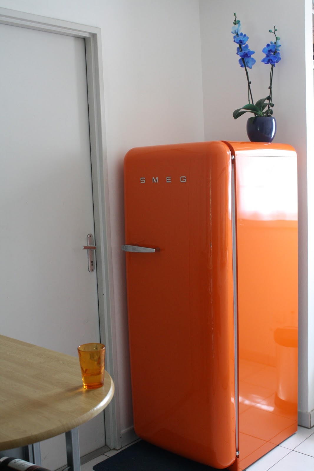 Le Bricabrac d'Eunam: Mise en scène frigo orange SMEG