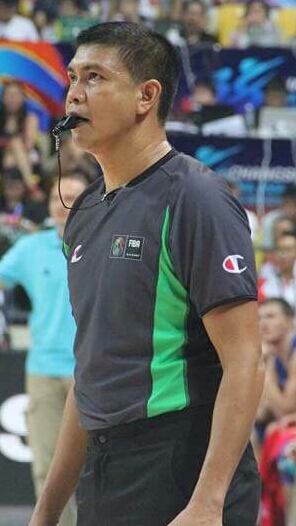 Think The Brighter Side of Life: A First Filipino Referee To Work in ...