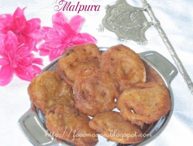 Shobha's Food Mazaa: BANANA MALPUAS / MALPURAS