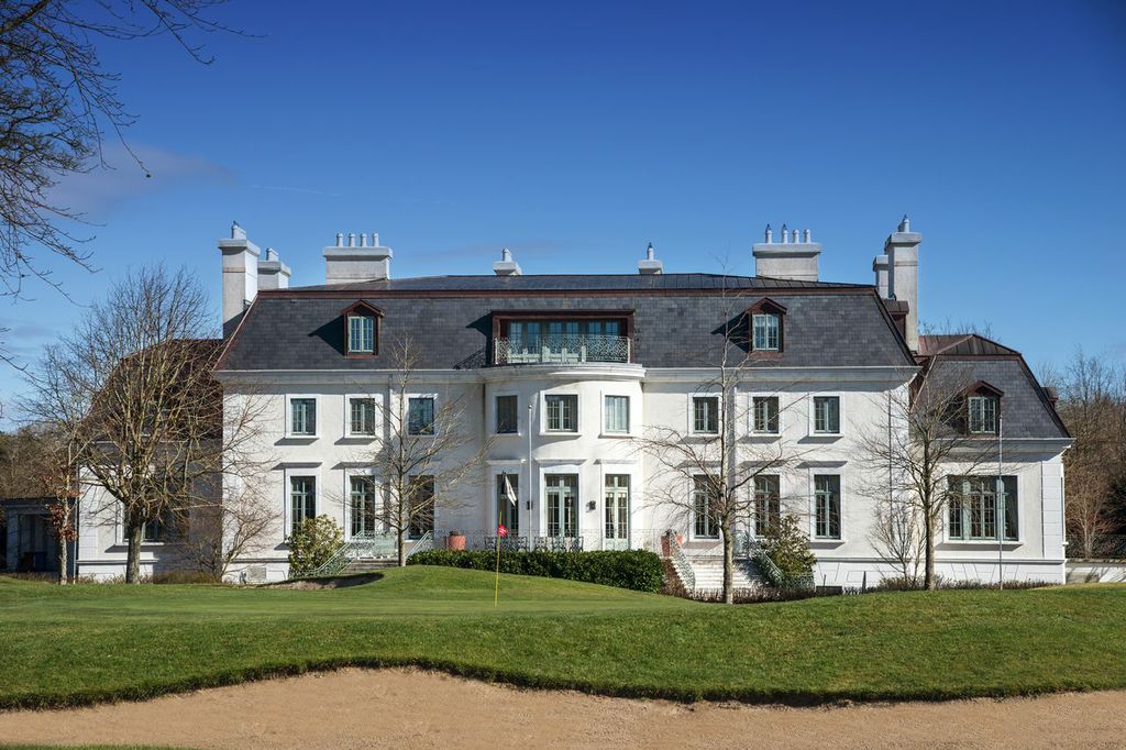 Richard Williams & Associates: Introducing the Straffan House