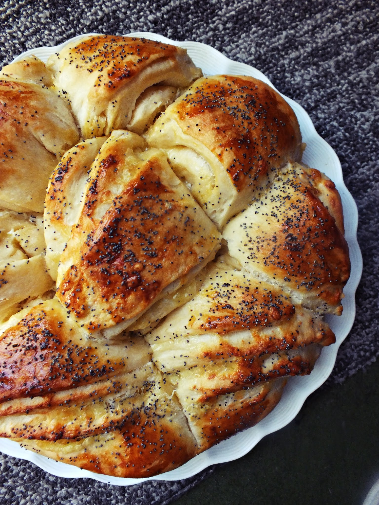 Astal Kuhinja Ravnice: Bela Rada Pogača