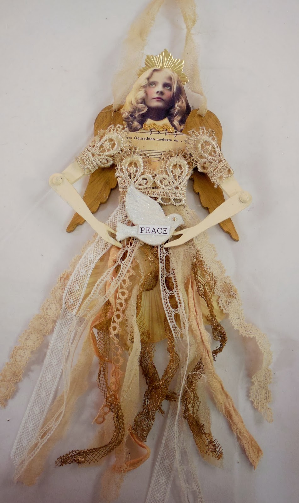 Trash to Treasure Art: Christmas Angels