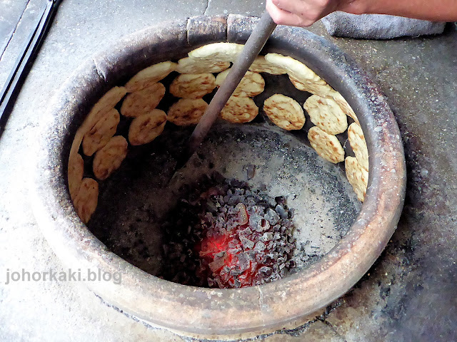 So Happy to be able to Taste Traditional Fuzhou Kompia in Skudai Johor ...
