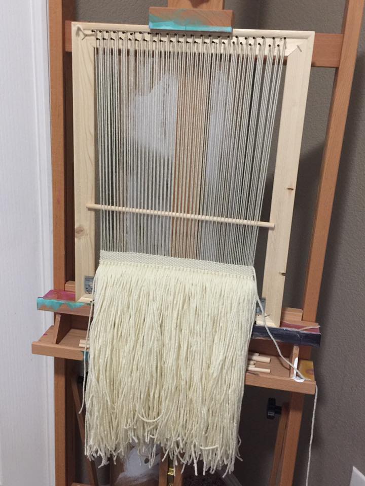 Support Blog for Moms of BOYS!: DIY Loom