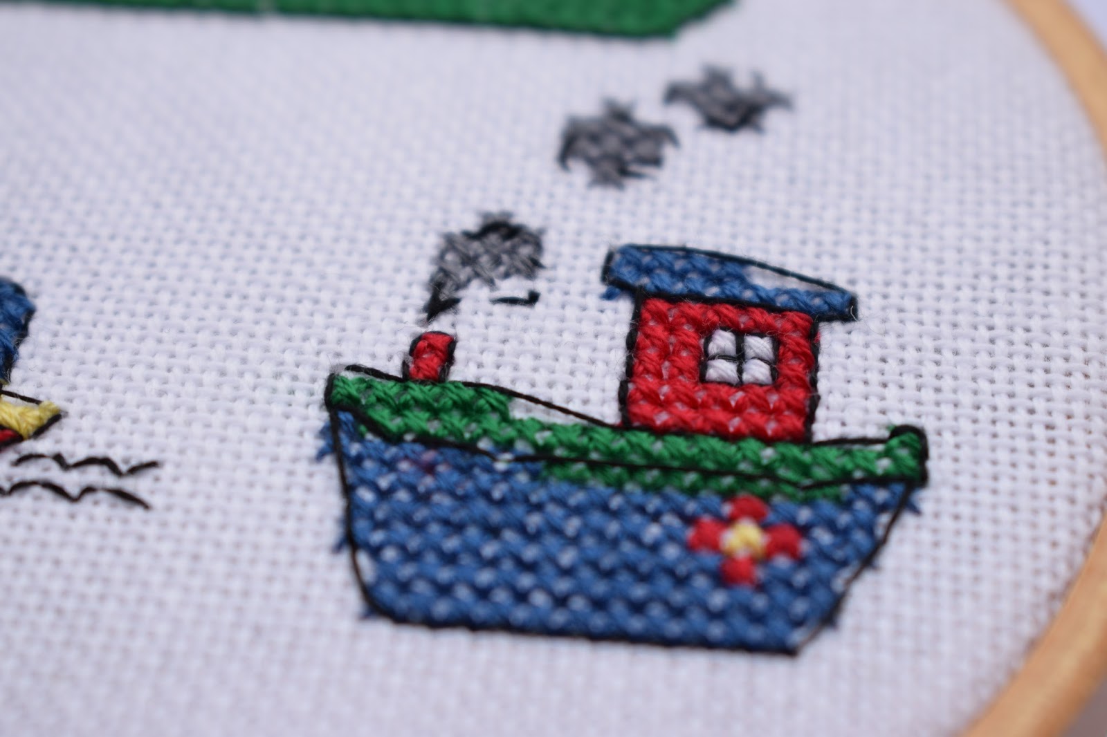 Free Busy Seas Boat Motifs Cross Stitch Pattern - Craft with Cartwright