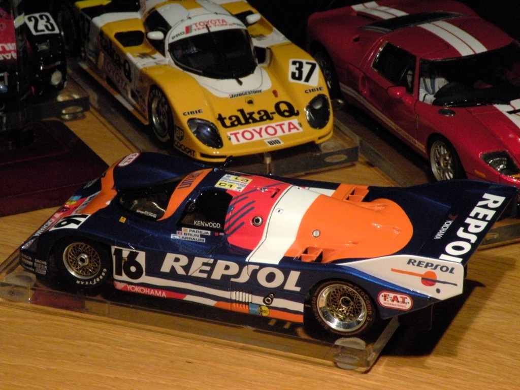 Farolillo Rojo: Porsche 962C Repsol Brun Motorsport - Le Mans 1990
