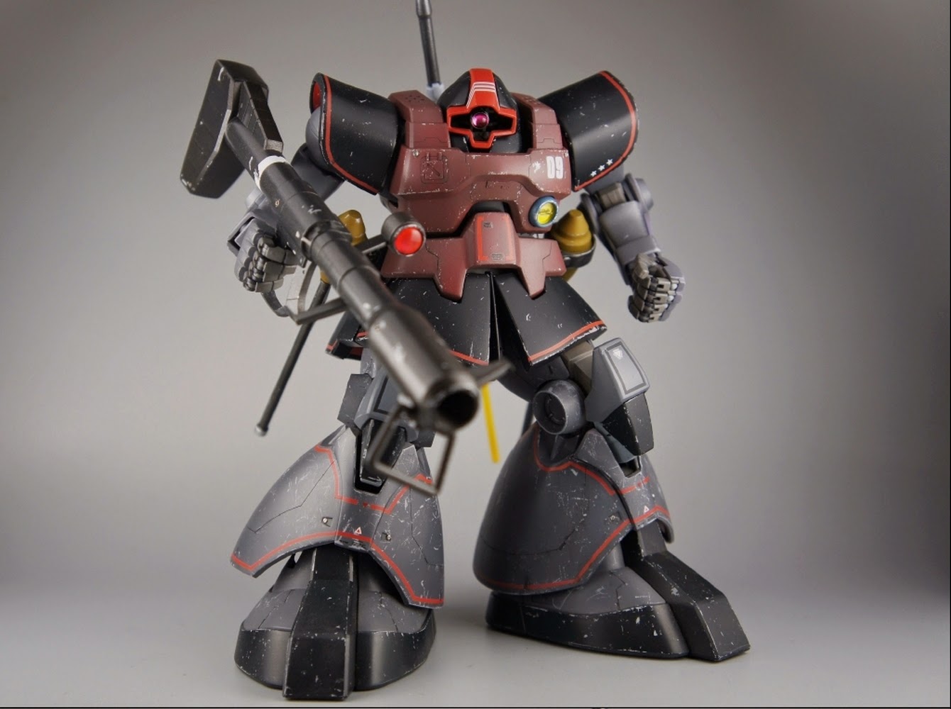 MG 1/100 Dom Real Type Colors - Custom Build - Gundam Kits Collection ...