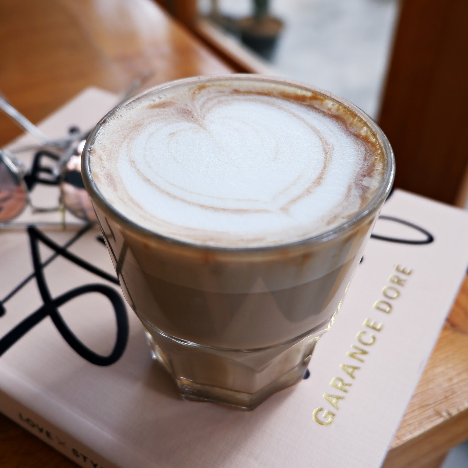 LIVINGSTONE CAFE & BAKERY, PETITENGET, BALI - Icha Khairisa