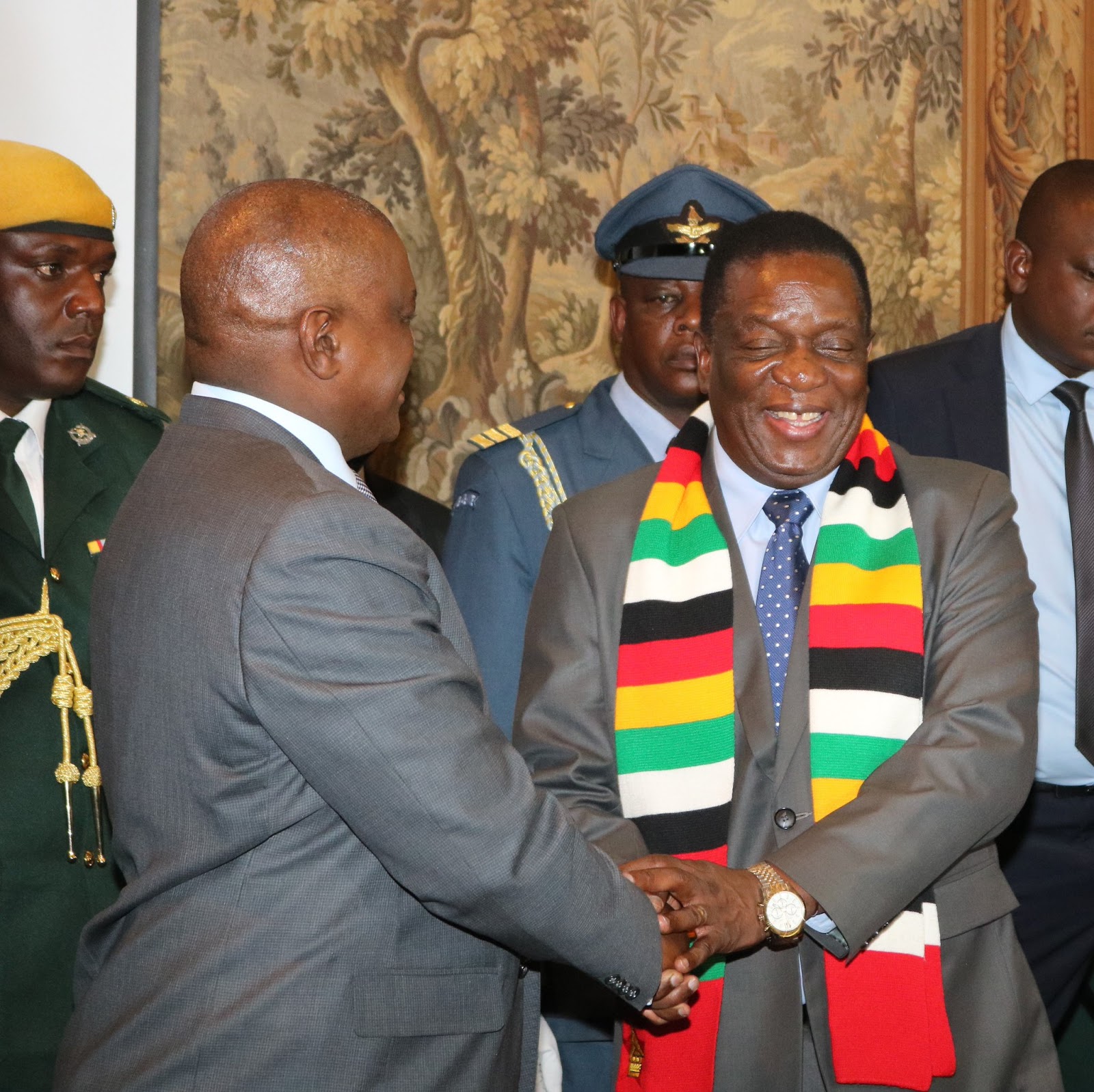 NewsdzeZimbabwe: BOTSWANA LEADER CONFIRMS $I BILLION LOAN