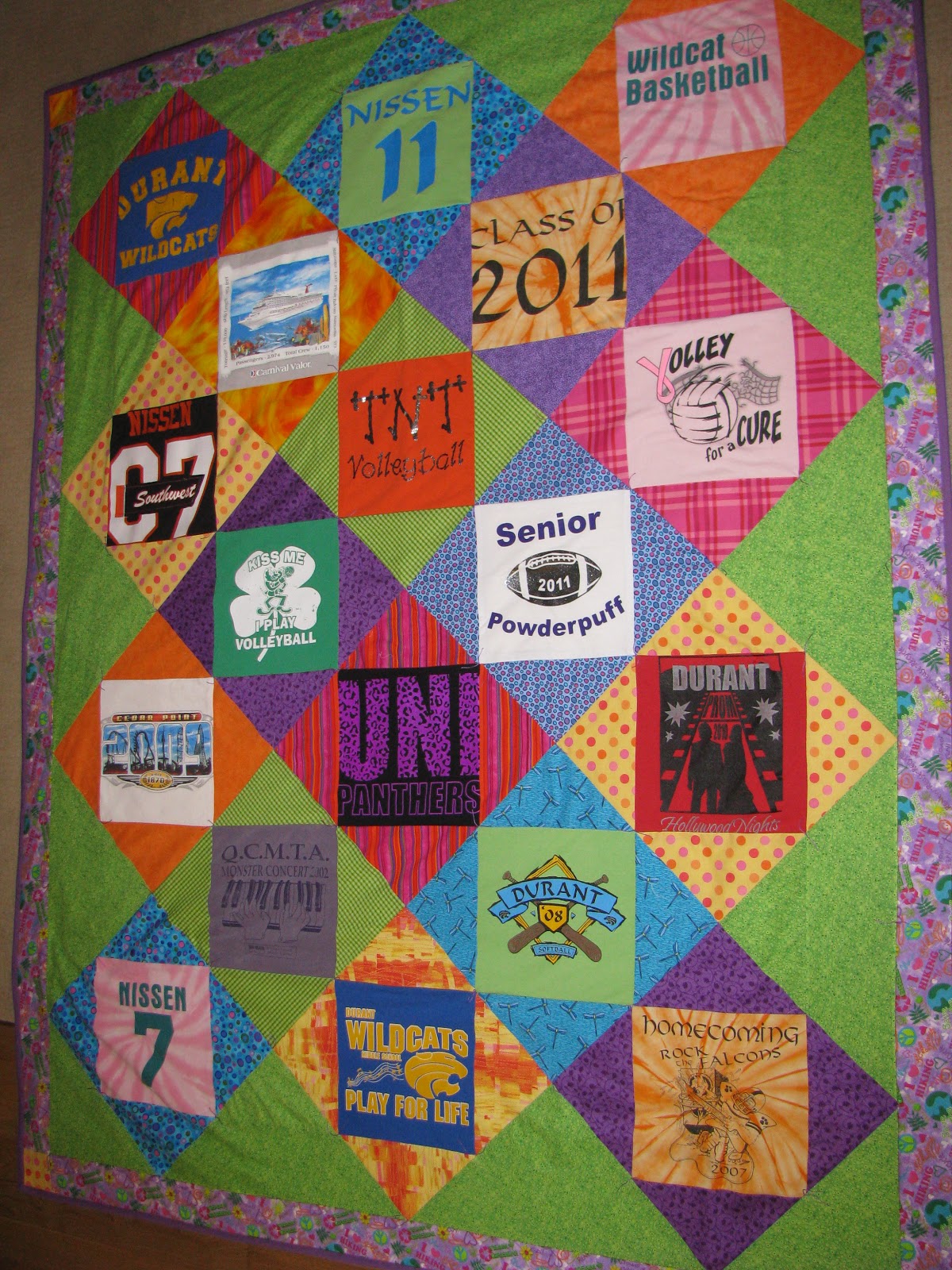 KeepsakeSewing: Graduation T-shirt Quilt