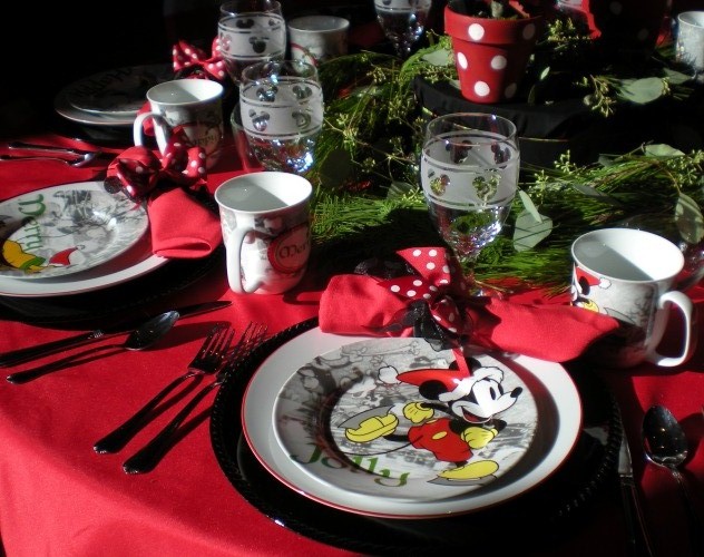A Cook and Her Books: Christmas tablescapes