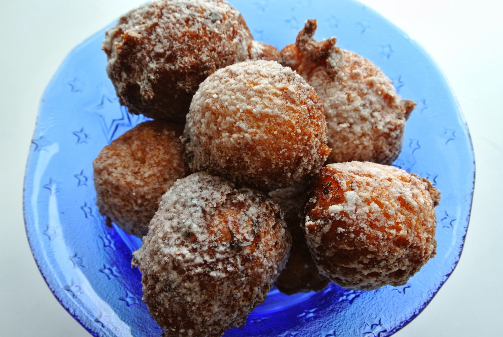 The Food On My Shirt: Banana Coconut Fritters