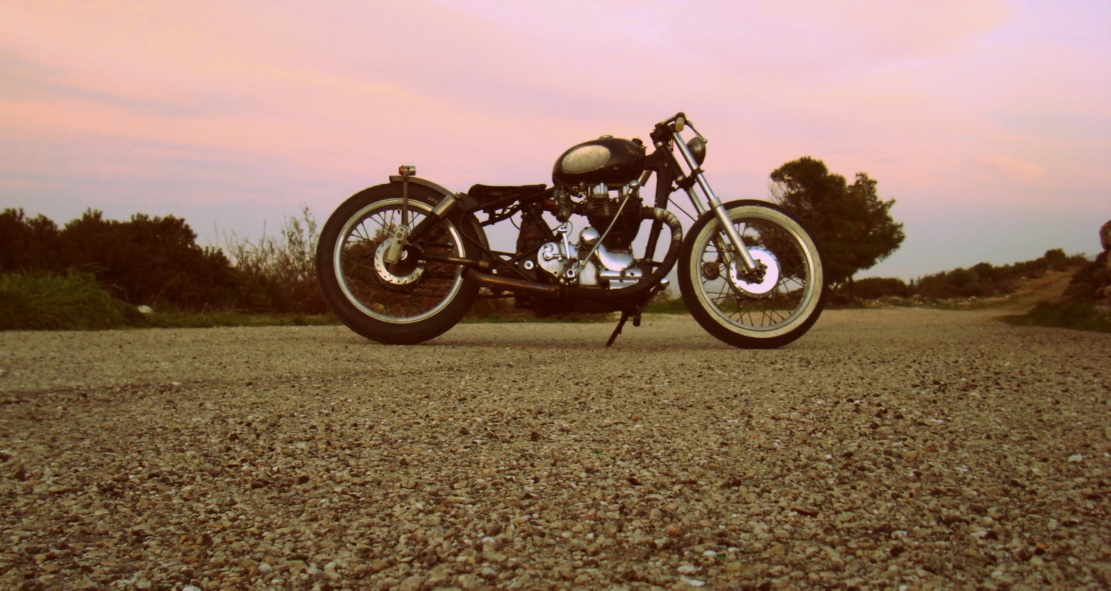 HomοRαtuς: Enfield Bullet Bobber