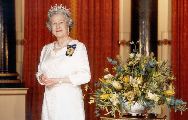 In Pictures: The Queen in Australia