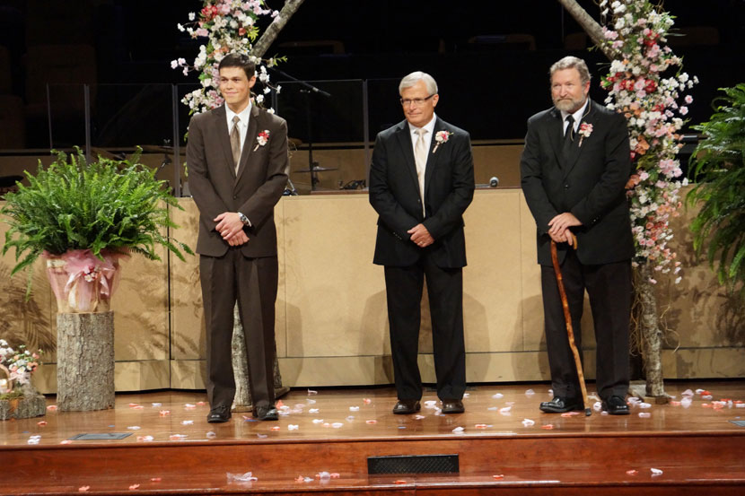 The Bates family blog: Photos of Brandon and Michaella's wedding!