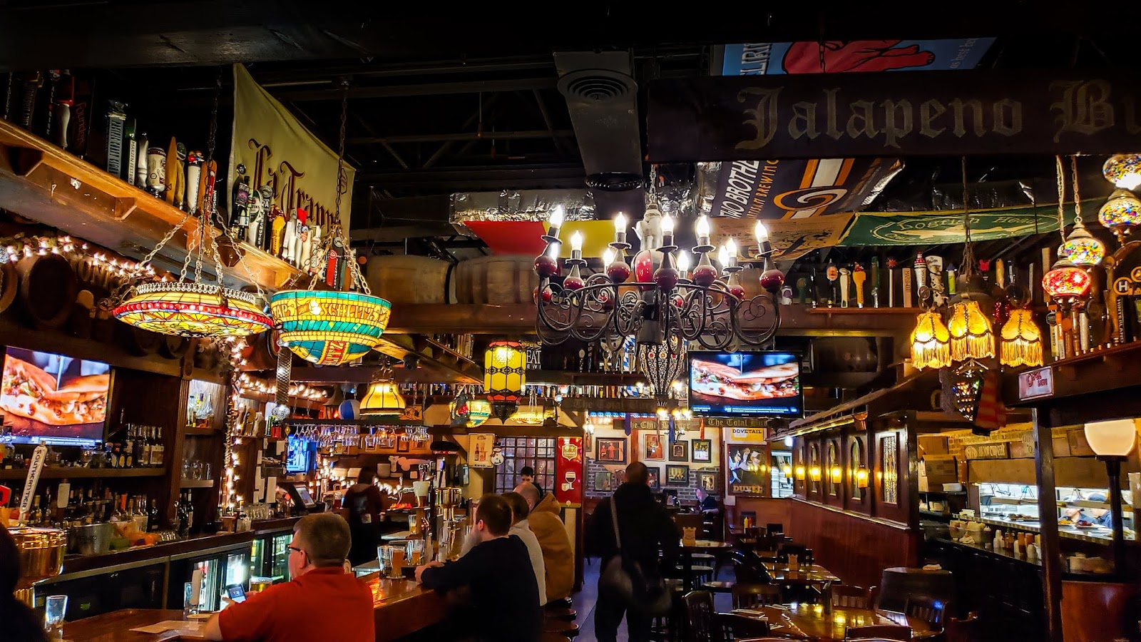 Shot of the Day: Monk's Pub: A Chicago Institution