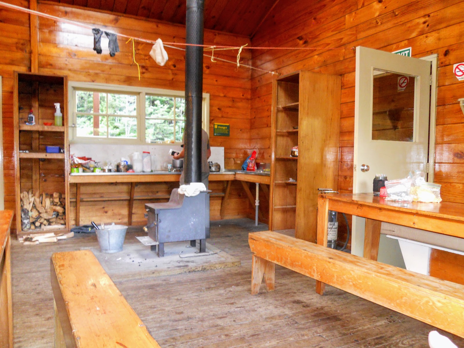 Tramping in the New Zealand backcountry: NZ Bush Adventures: Hut Bagging