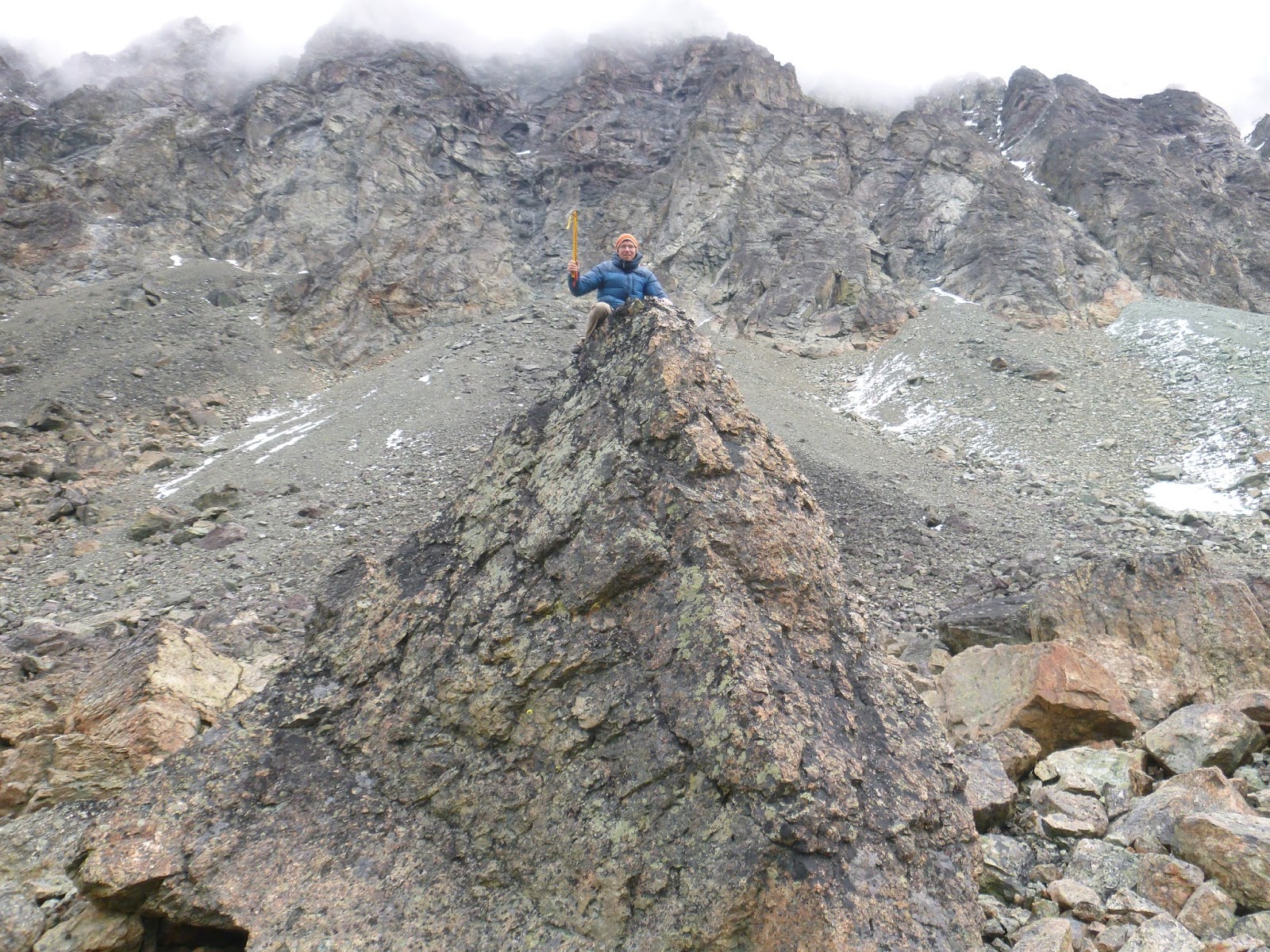 Paddle Across: Niut Range Paddle and Hikes
