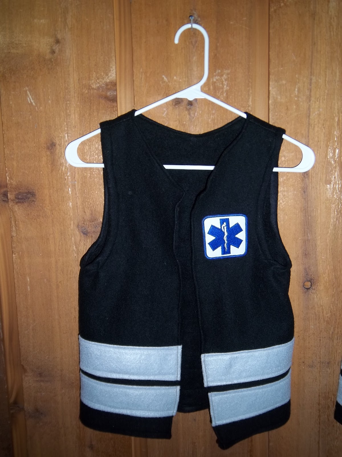 Little Lambs: Community helper vests-part 3 Paramedic/EMT