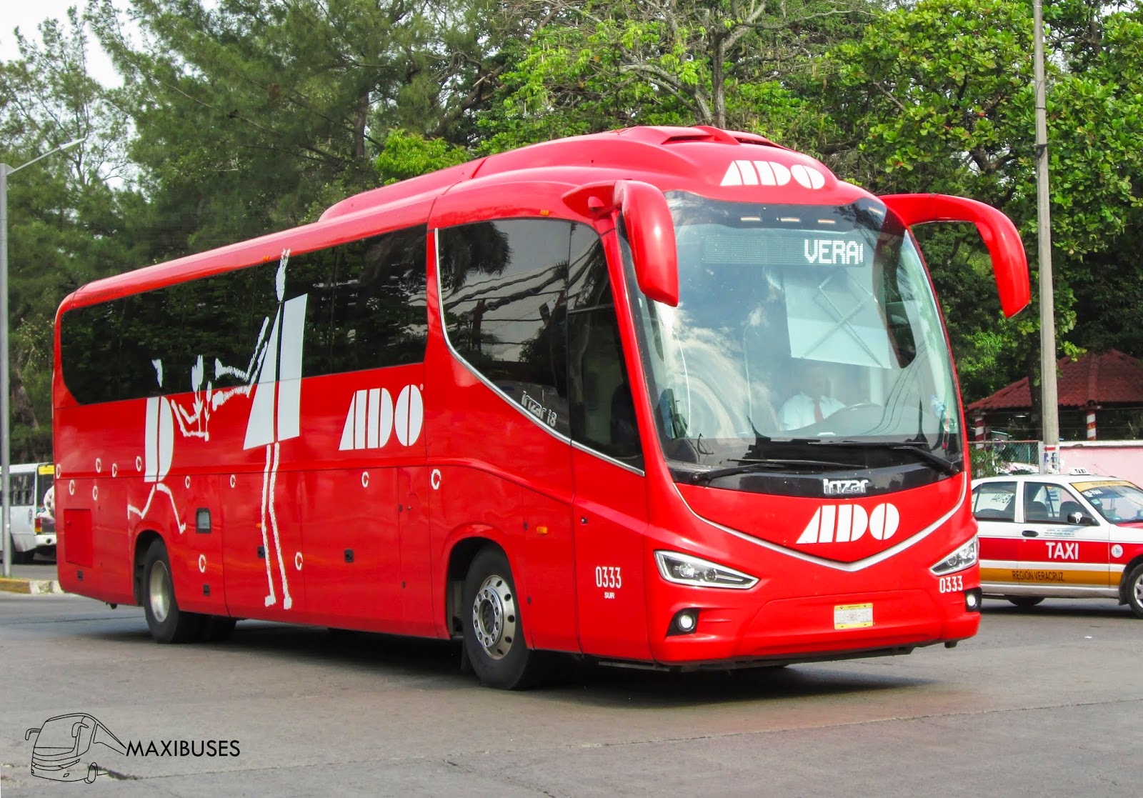 MAXIBUSES: AUTOBUSES DEL ORIENTE (ADO)