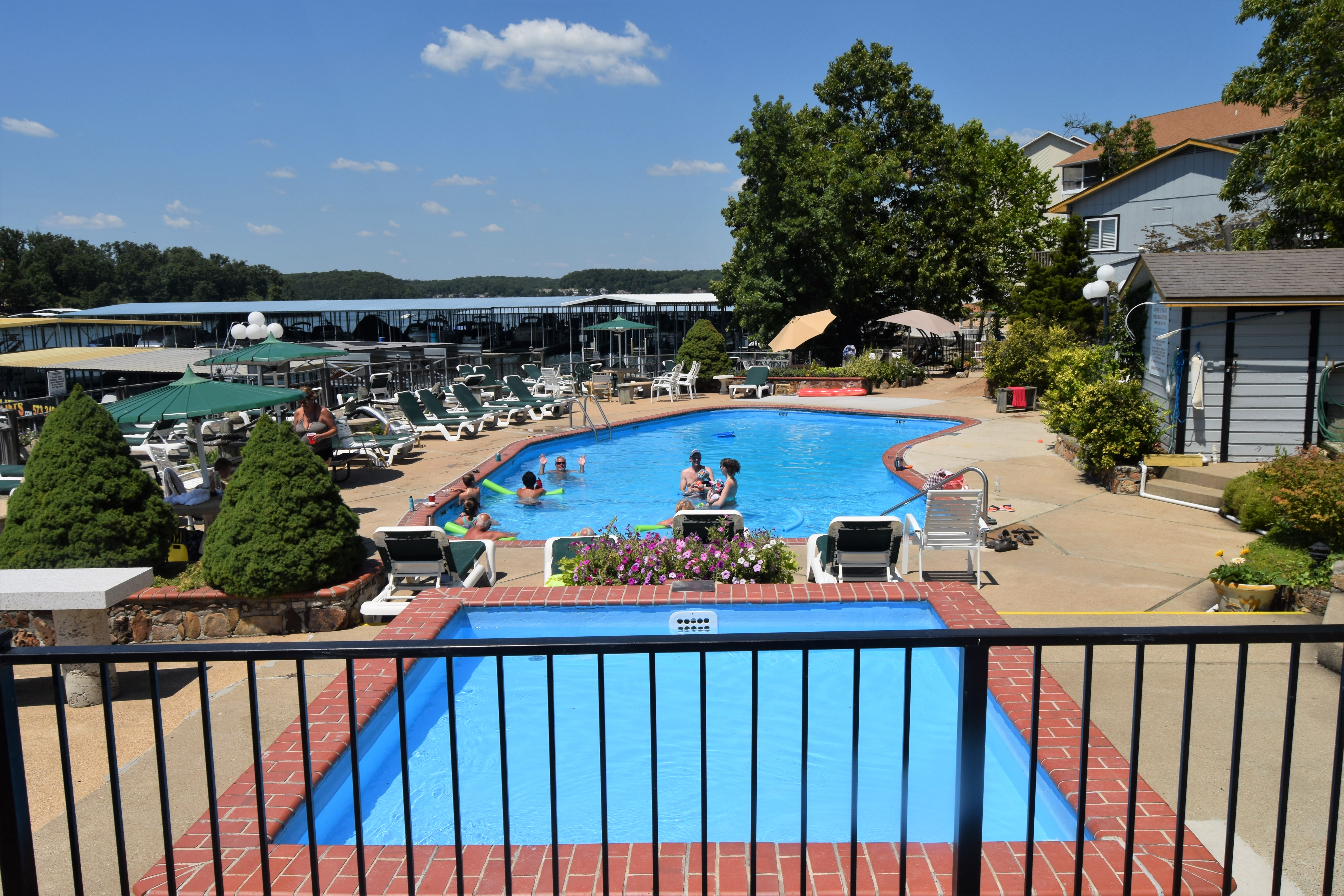 Summerset Inn Resort & Villas