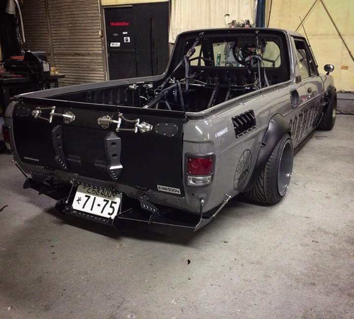 This is amazing pickup japanese custom style - LAPAK MOBIL DAN MOTOR BEKAS