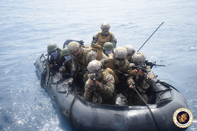 Asian Defence News: Naval Forces in Central Philippines Hold Field ...