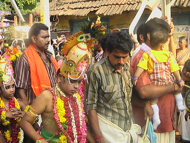 Attukalpongala: Scenes from kuthiyottam