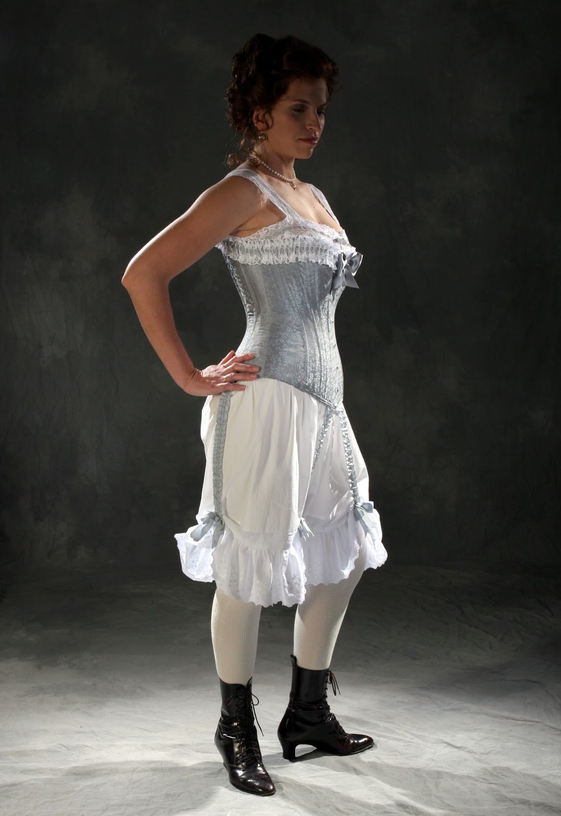 Period Corsets: Period Corsets Salon look- 1880s Alice