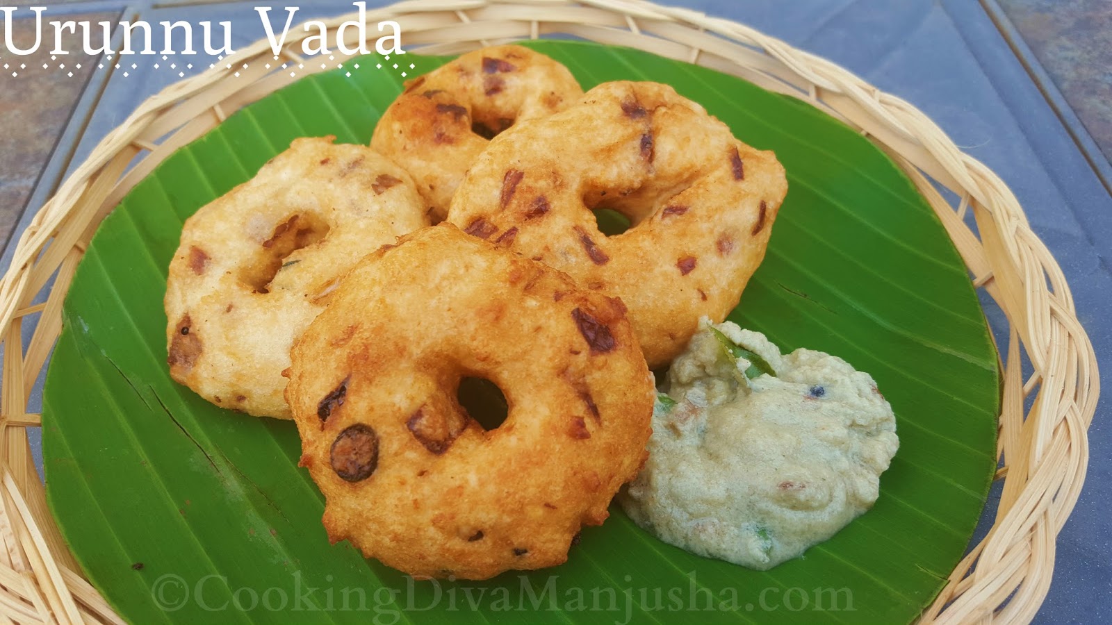 Uzhunnu Vada|Medu Vada Kerala style|Split black lentil fritters