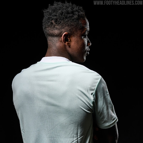 Feyenoord 21-22 Training Jersey Released - Colors of 'Scrapped' 21-22 ...