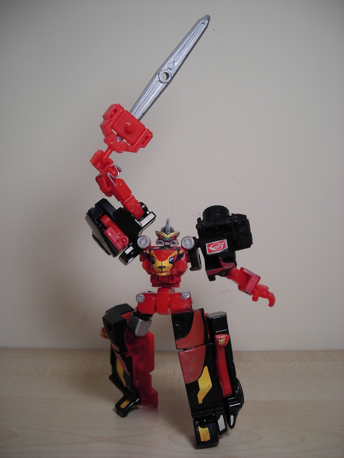 My Shiny Toy Robots: Toybox REVIEW: Tokumei Sentai Go-Busters mini-pla ...