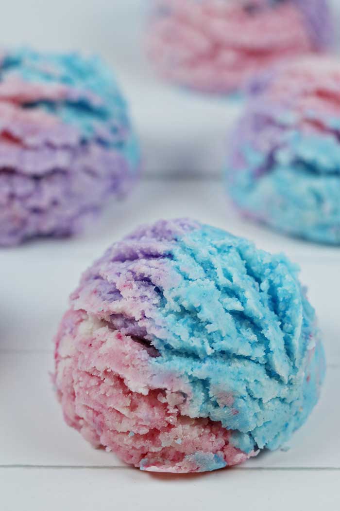 Bubbling Bath Truffle Recipe Without SLSA - Everything Pretty