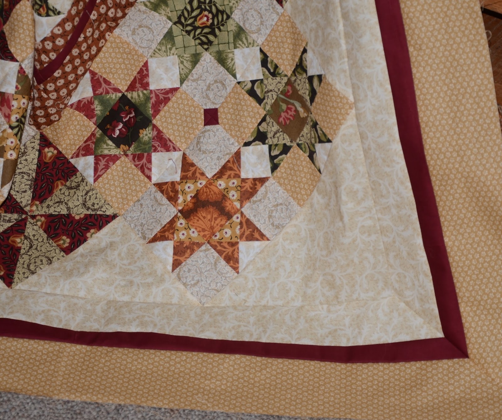 Sew'n Wild Oaks Quilting Blog: Triple-Mitered Borders DONE