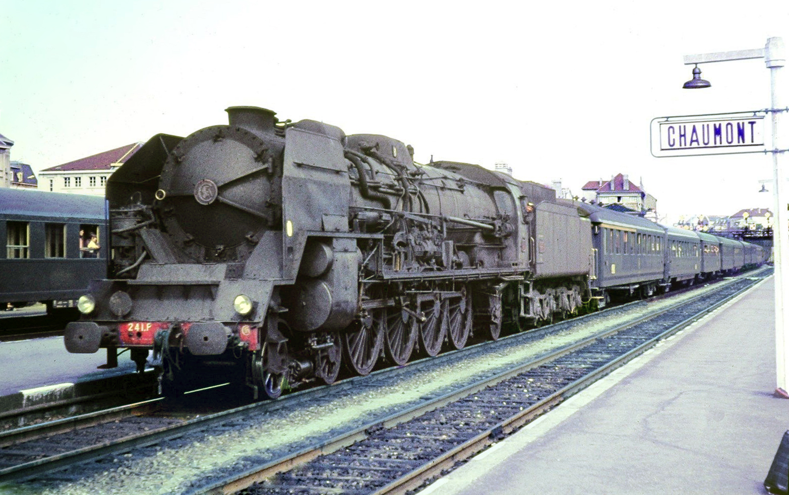 transpress nz: SNCF 4-8-2
