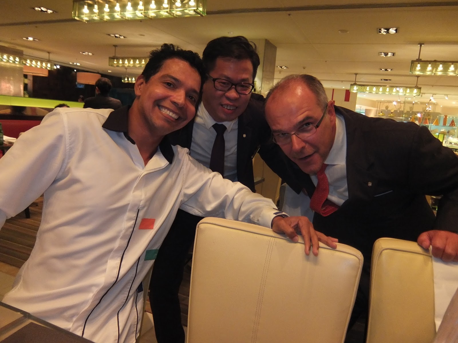 Kee Hua Chee Live!: CAROL KONG, PUBLIC RELATIONS MANAGER OF SHANGRI-LA ...