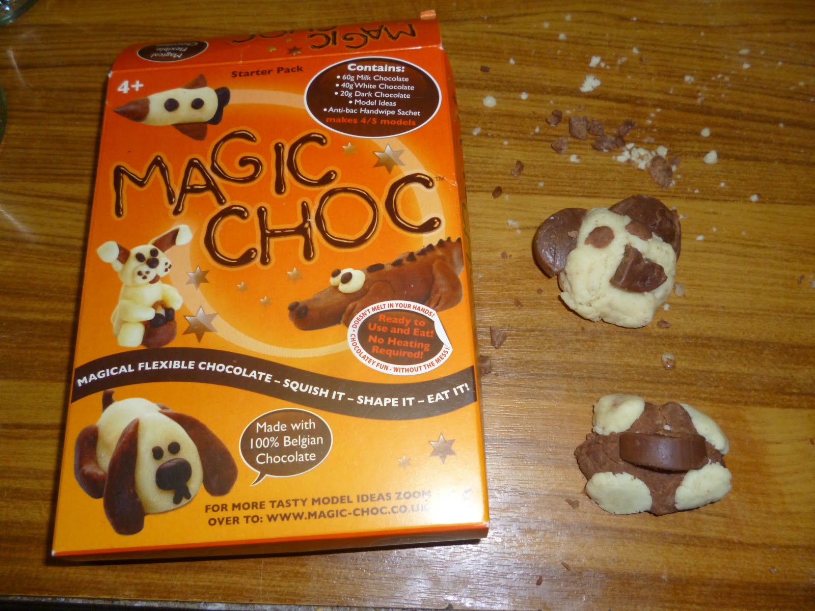 Madhouse Family Reviews: Moshi Monsters Magic Choc review