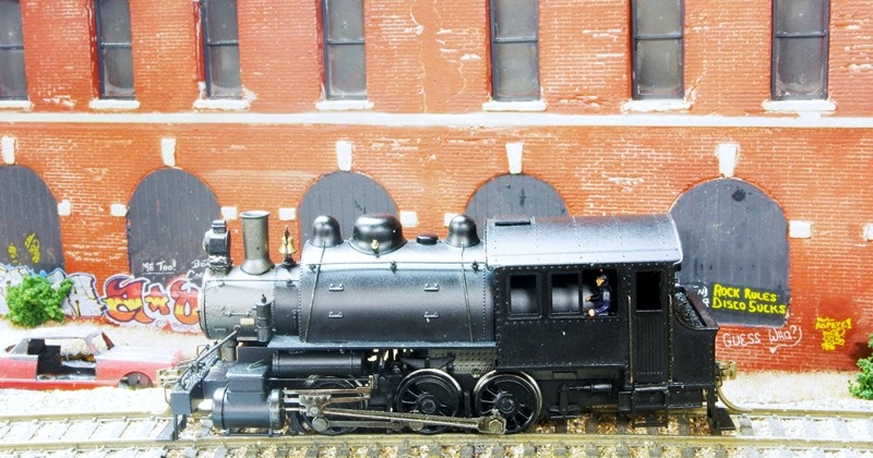 Model Railroad Miscellany: The Bachmann Spectrum 0-6-0T