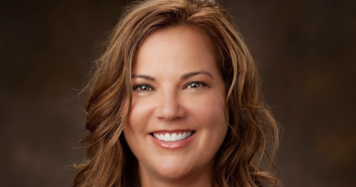 Hibiscus House: Spotlight Story: Author Virginia C Hart