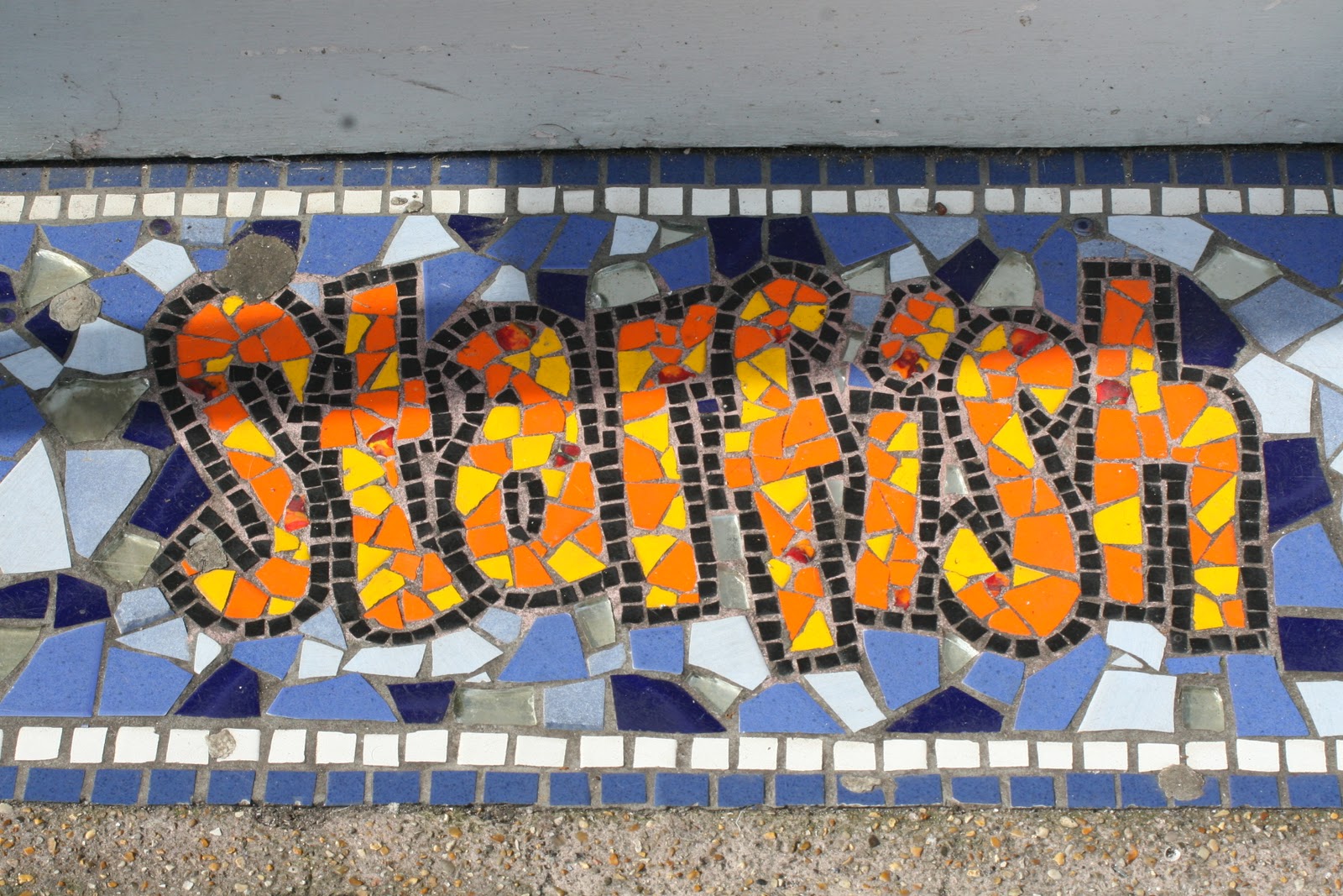 Emma Hill: Brighton: Street Art, Graffiti Cool.