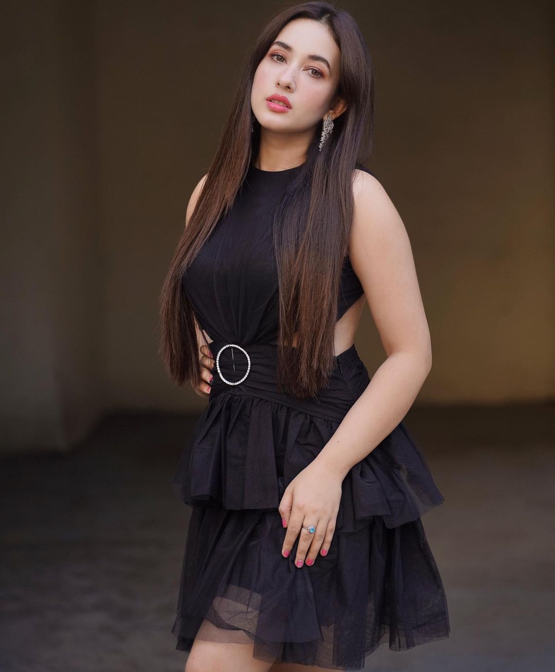 Aditi Budhathoki Bio , Wiki, DOB, Height ,Weight , Career, Relationship ...