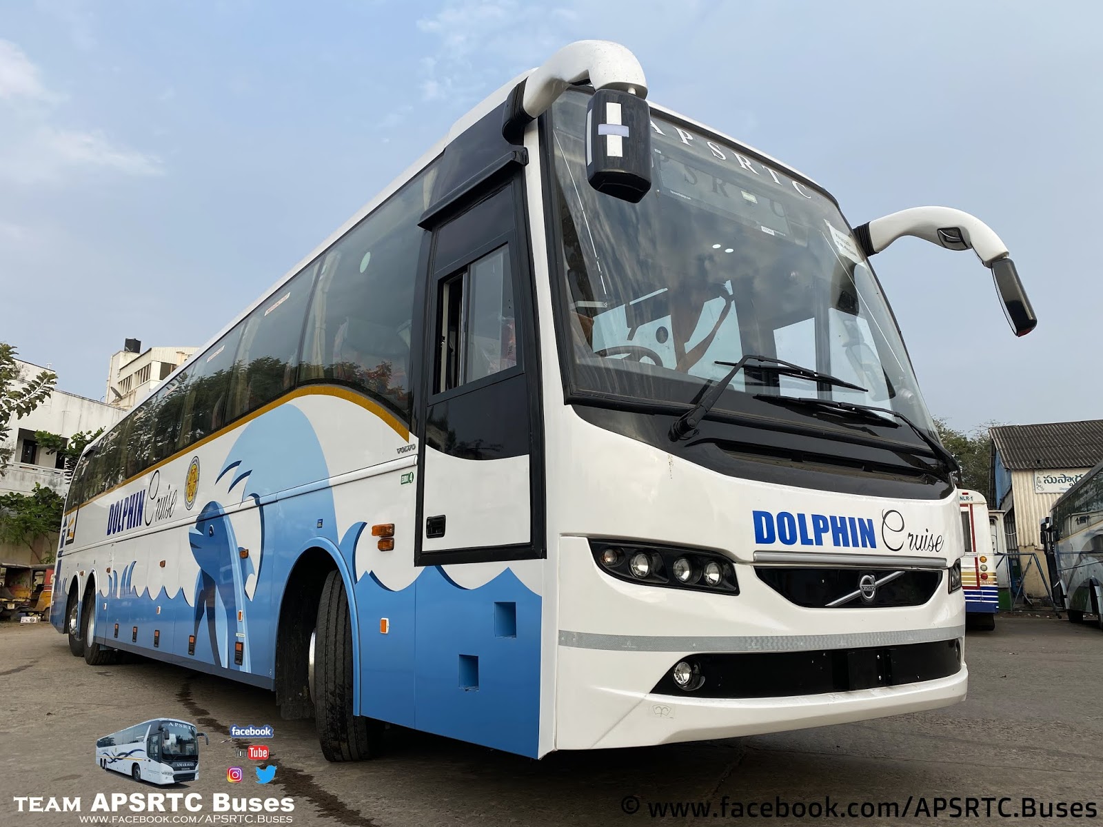 APSRTC DOLPHIN CRUISE BUS | VOLVO B11R 14.5m Multi Axle.