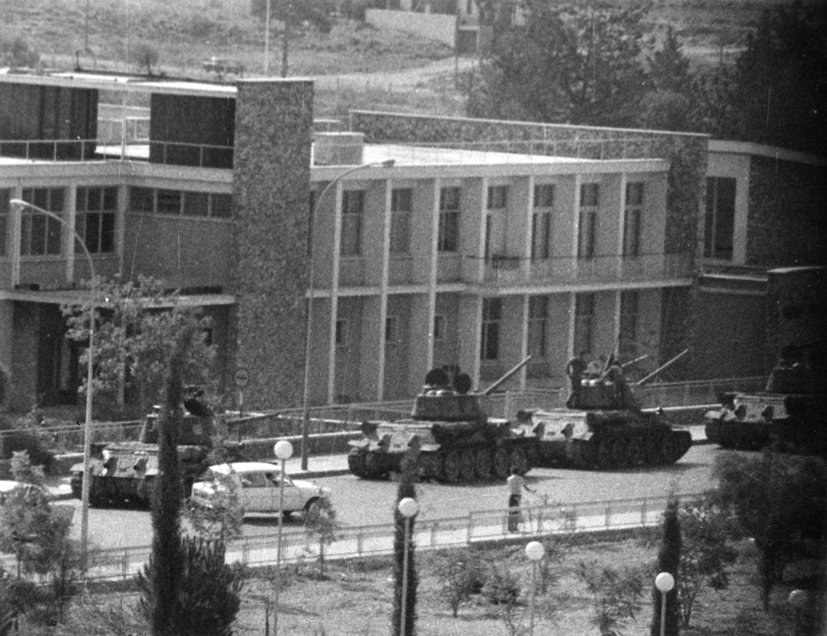 ΤΟ ΓΕΡΑΚΙ ΤΗΣ ΘΡΑΚΗΣ: ΚΥΠΡΟΣ 15 ΙΟΥΛΙΟΥ 1974 * Ο ΠΡΟΕΔΡΟΣ Ν.ΣΑΜΨΩΝ ...