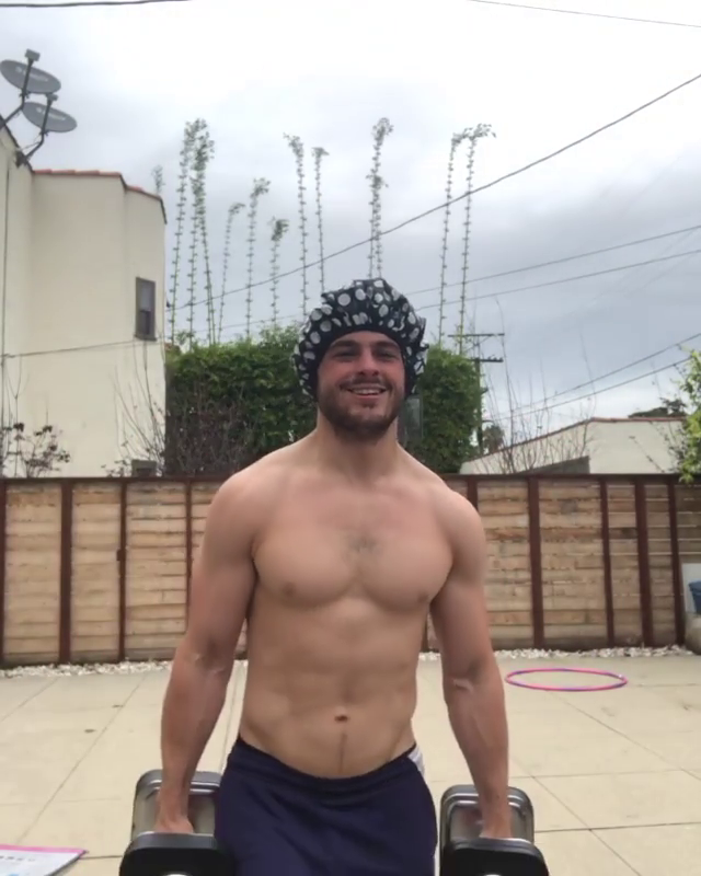 Alexis_Superfan's Shirtless Male Celebs: Zach Tinker shirtless IG