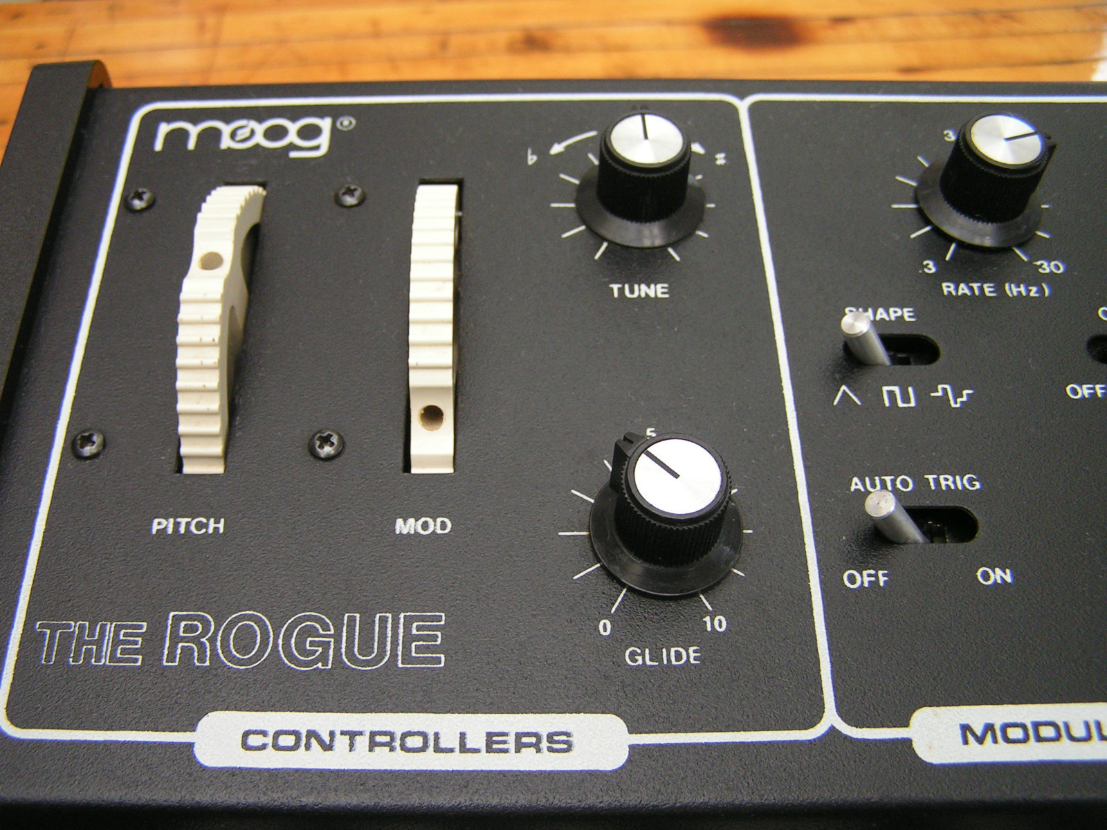 MATRIXSYNTH: Vintage Moog Rogue Analog Synthesizer SN 1868