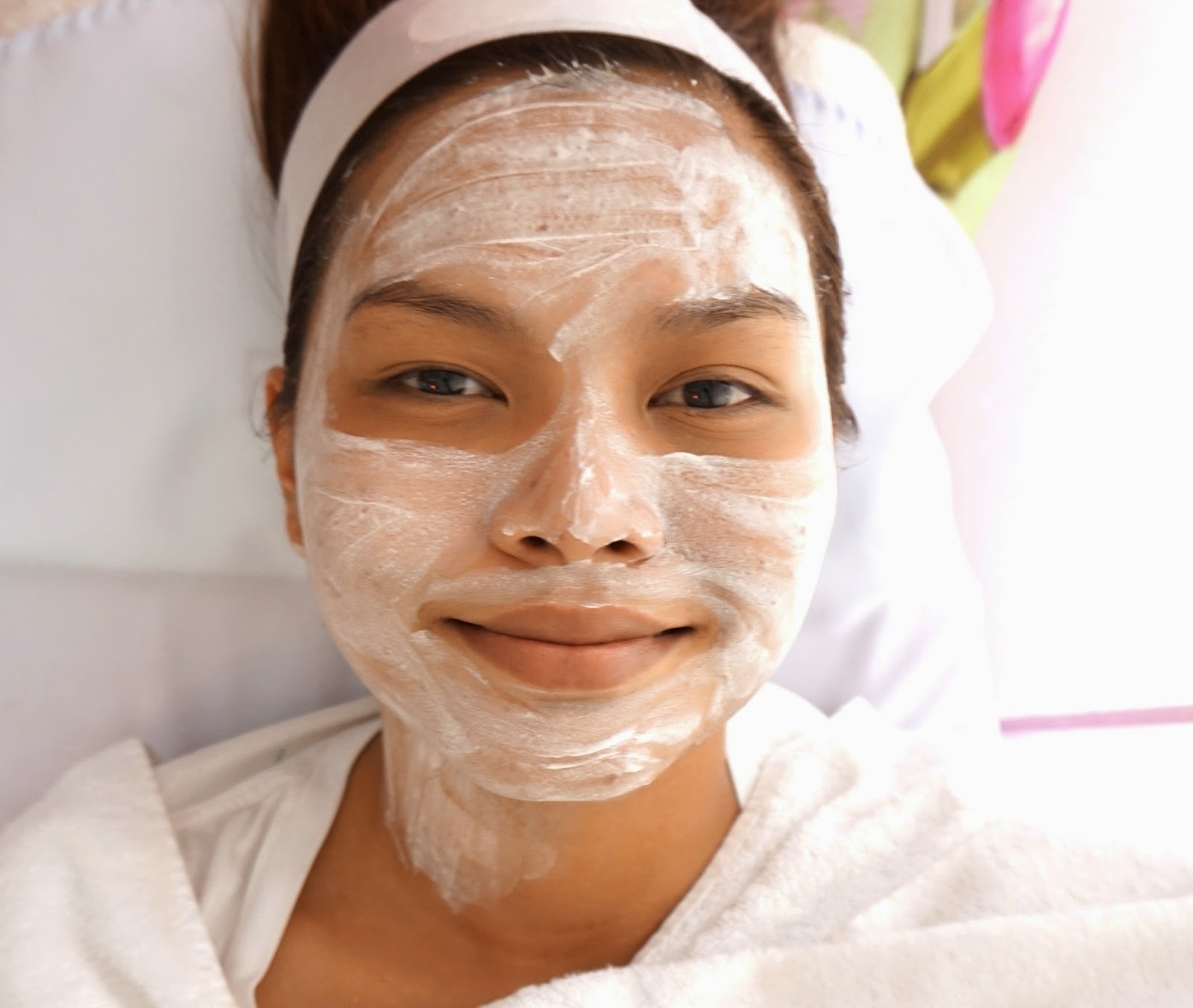 Flawless All- Natural Ultimate White Facial Diary