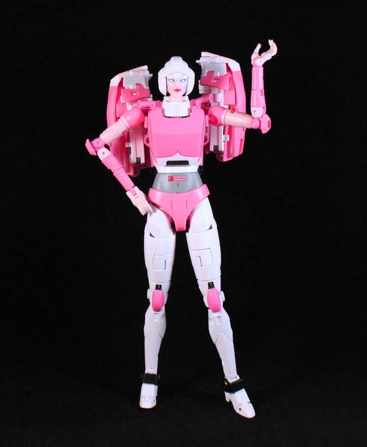 She's Fantastic: Fans Toys - ROUGE!
