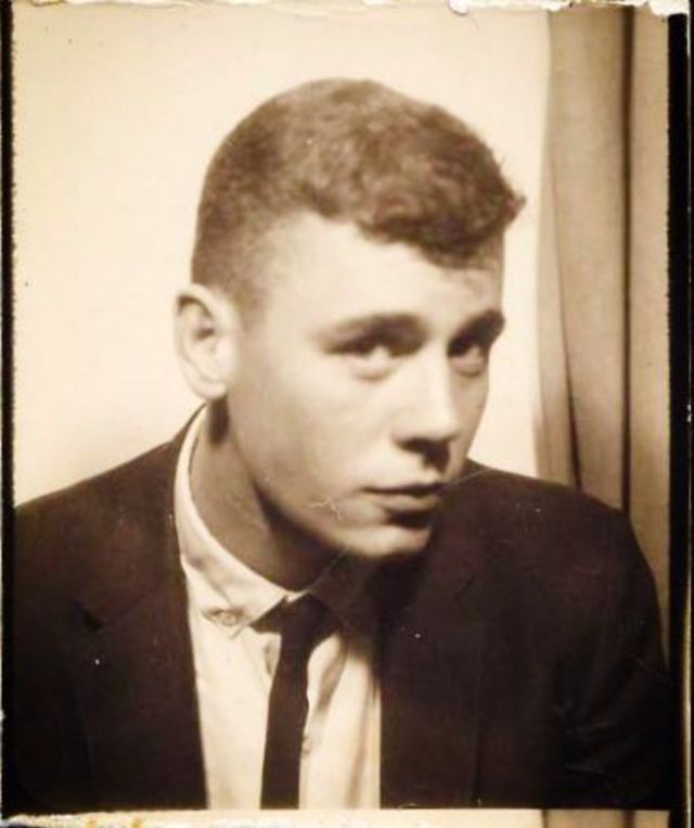 36 Cool Portraits From Photo Booths That Defined Men's Hairstyles in ...