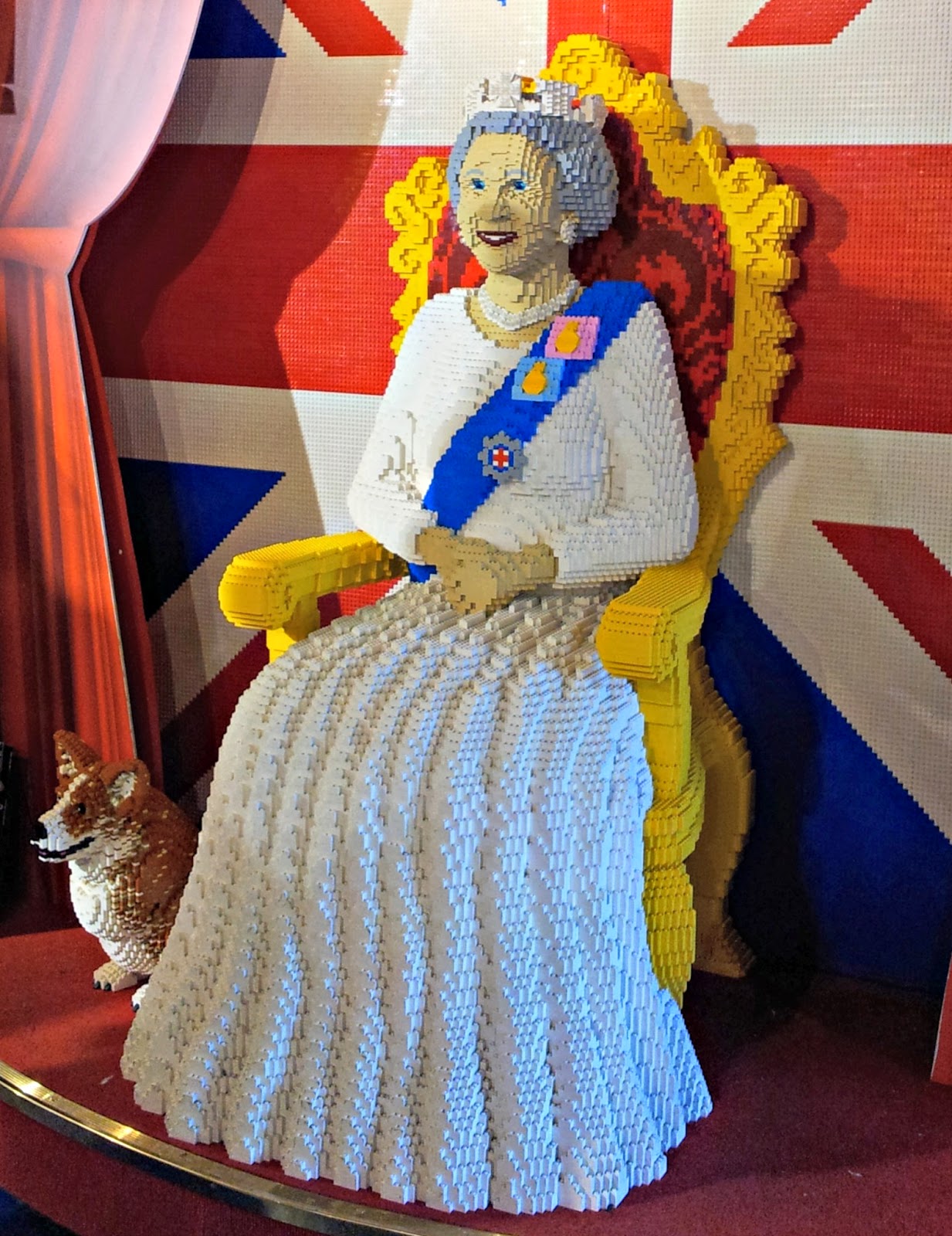 Hamleys, London - The Finest Toy Shop in the World - Diary of the Evans ...